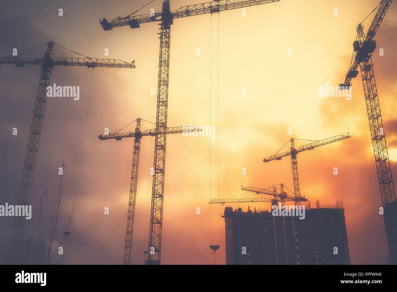 Abstract background industriale con gru edili sagome più incredibile ...