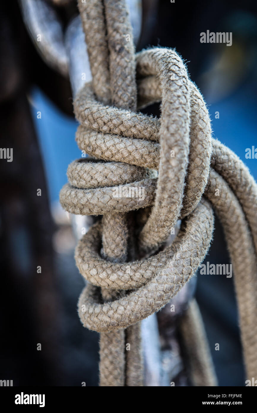 Nodo marinaio immagini e fotografie stock ad alta risoluzione - Alamy