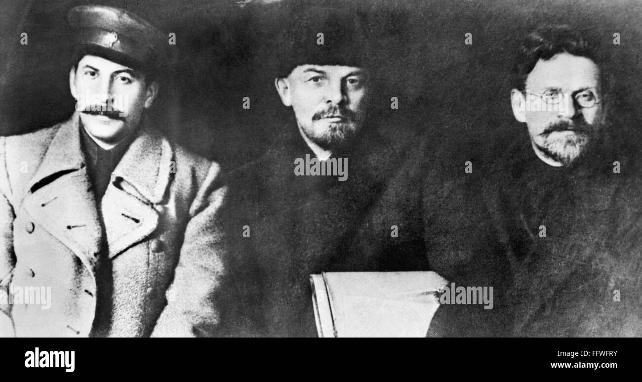 STALIN e Lenin e Trotsky. /NCommunist leader Joseph Stalin, Vladimir Lenin e di Leon Trotsky ...
