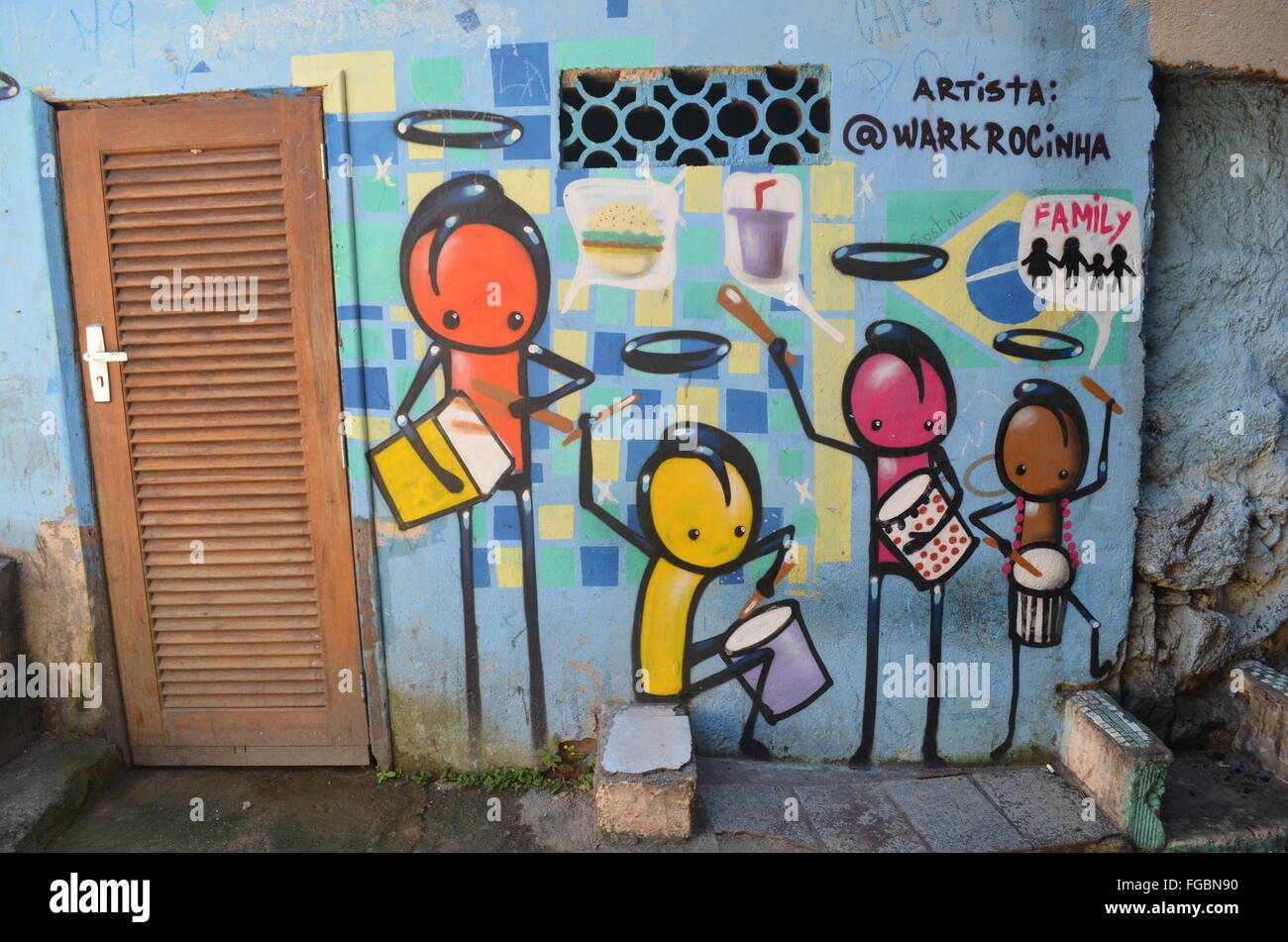 Grafitti artwork per le strade di Rocinha favela, Rio de Janeiro ...
