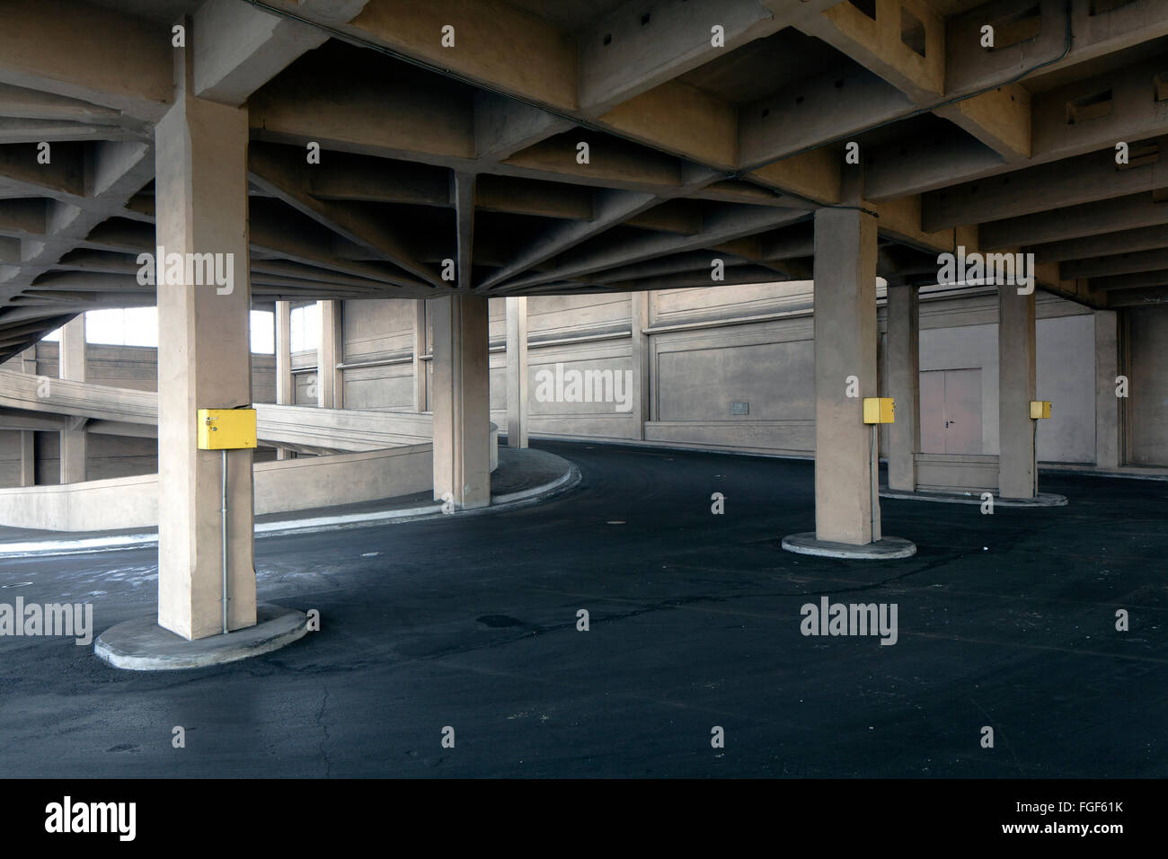 Edificio Lingotto rampa garage in Torino Italia, costruito nel 20s/30s ...