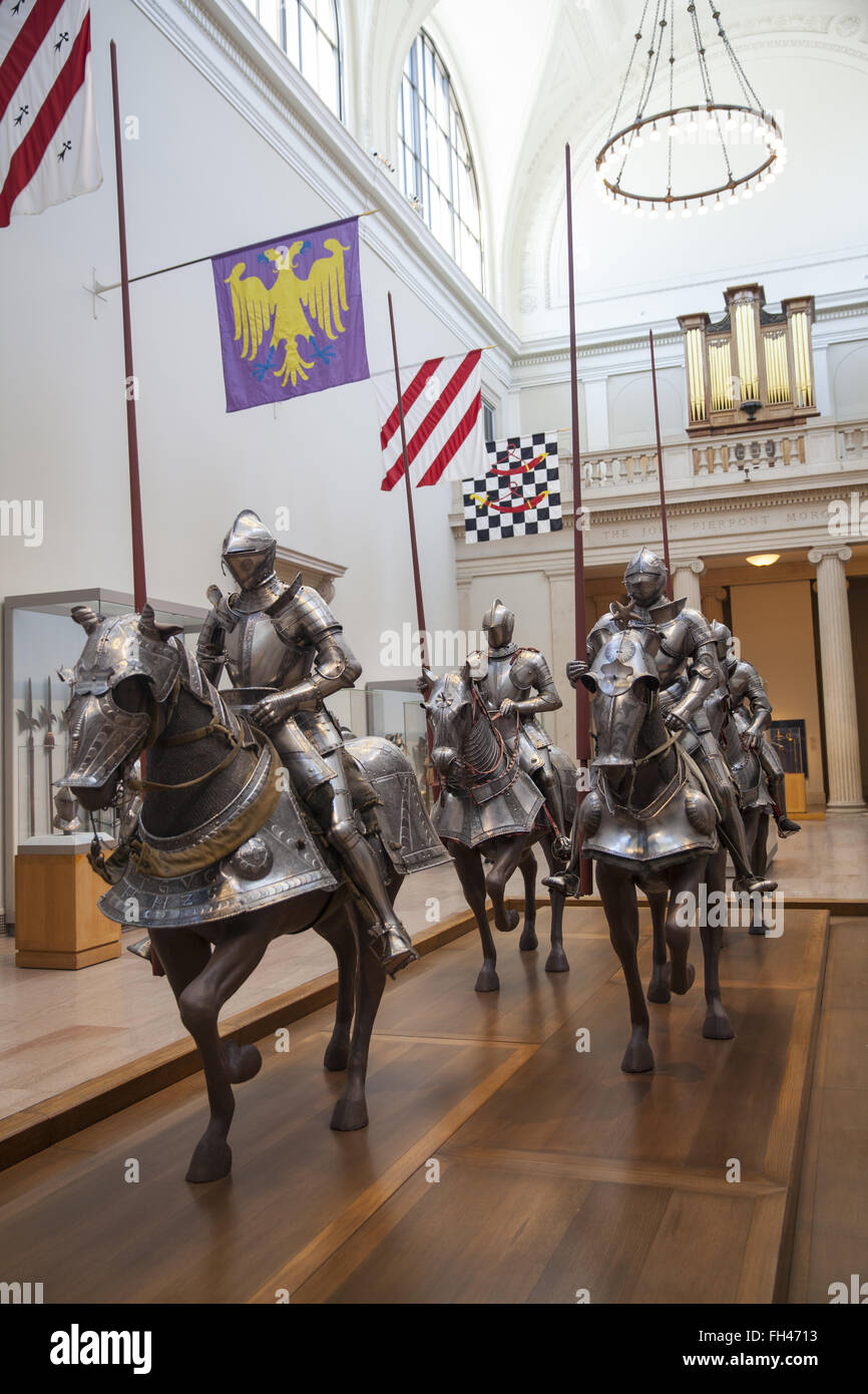 Cavalieri medievali; armi e armature Gallery, Metropolitan Museum of ...