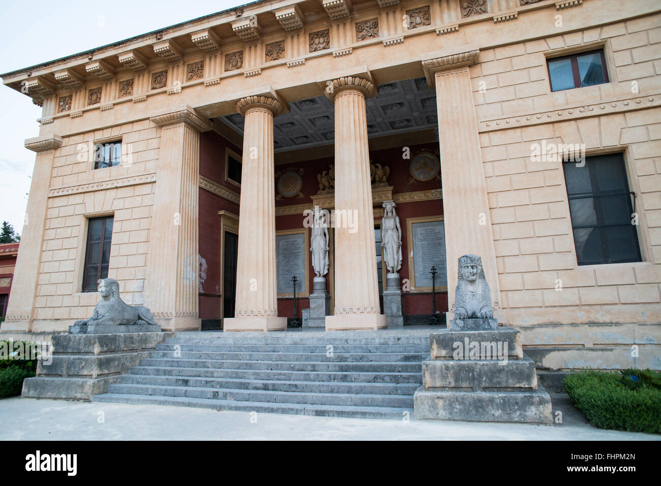 Edifici storici in immagini e fotografie stock ad alta risoluzione - Alamy