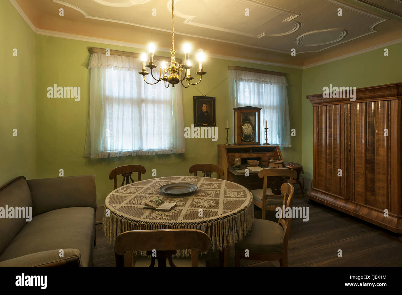 Biedermeier period immagini e fotografie stock ad alta risoluzione - Alamy