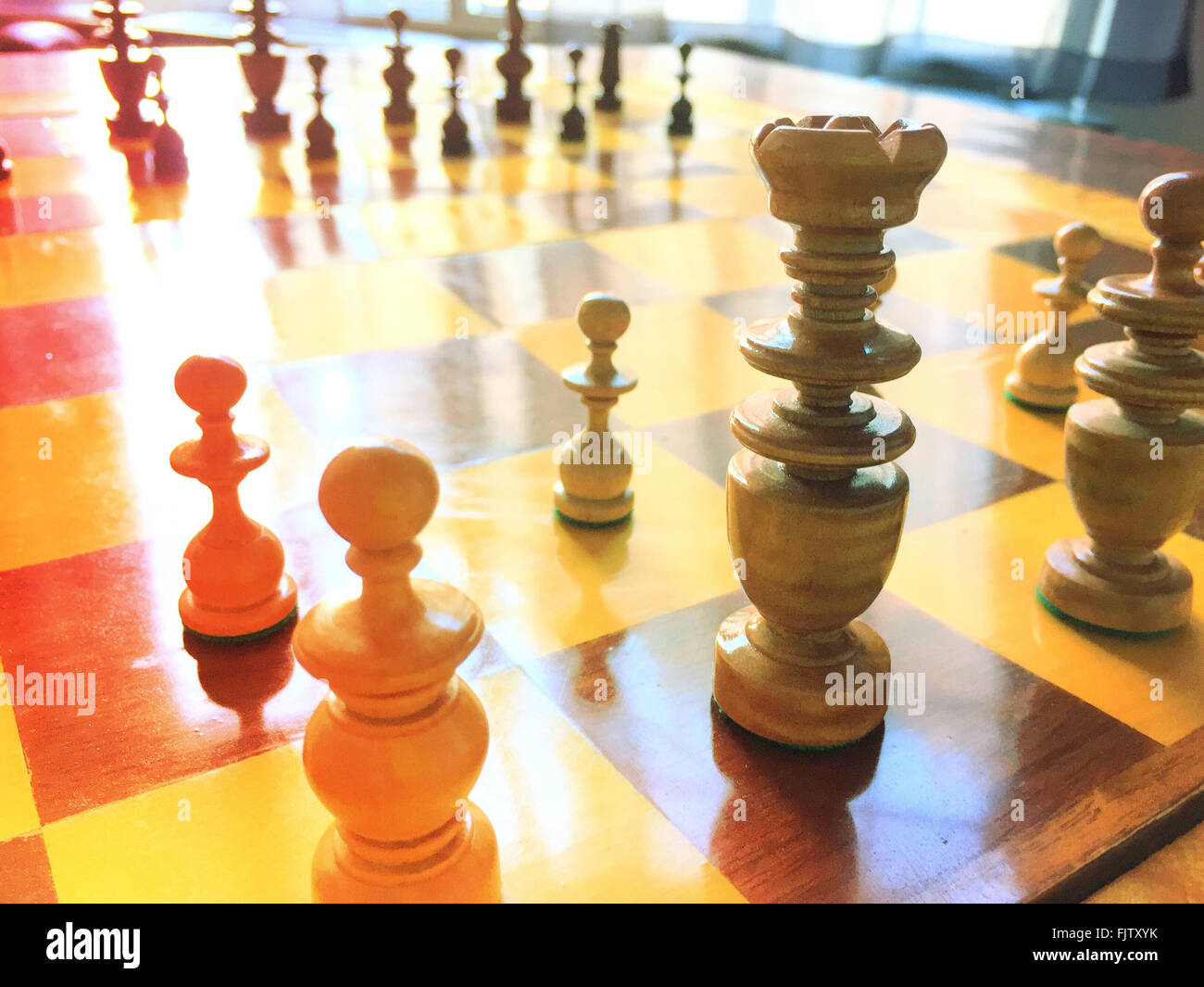 Scacchi fatti a mano immagini e fotografie stock ad alta risoluzione ...