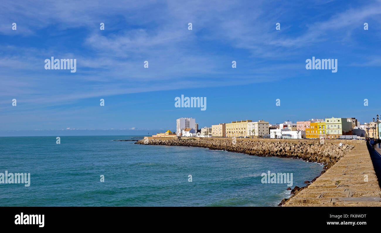 Spiaggia di cadice immagini e fotografie stock ad alta risoluzione - Alamy