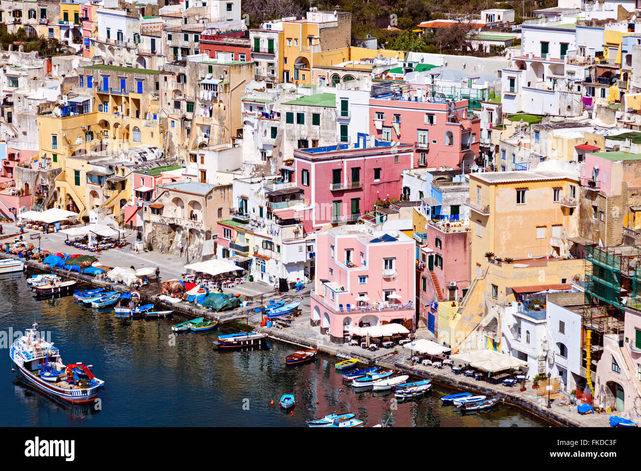 Isola di procida immagini e fotografie stock ad alta risoluzione - Alamy