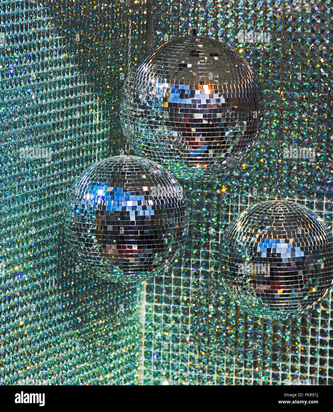 Palla da discoteca colorata immagini e fotografie stock ad alta ...