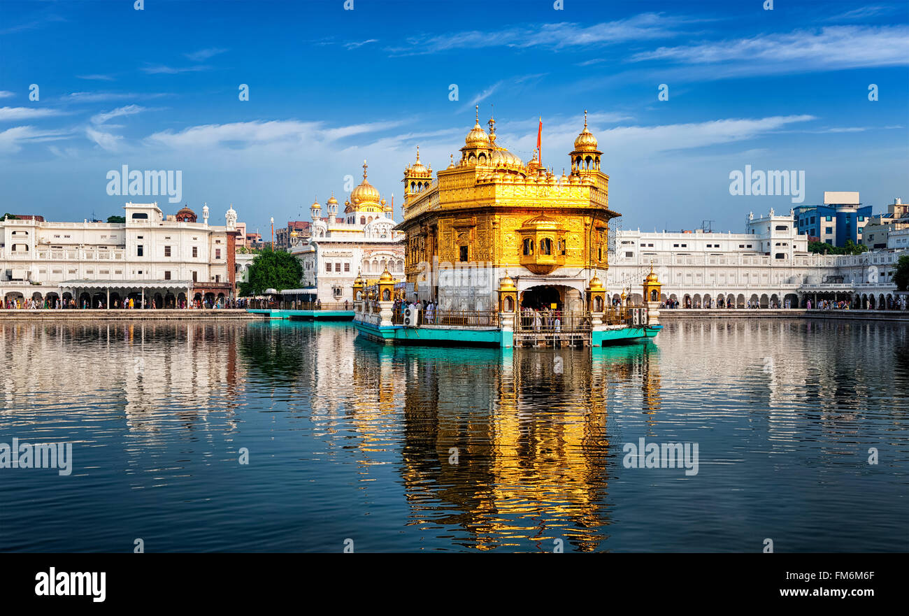 Golden temple amritsar immagini e fotografie stock ad alta risoluzione ...