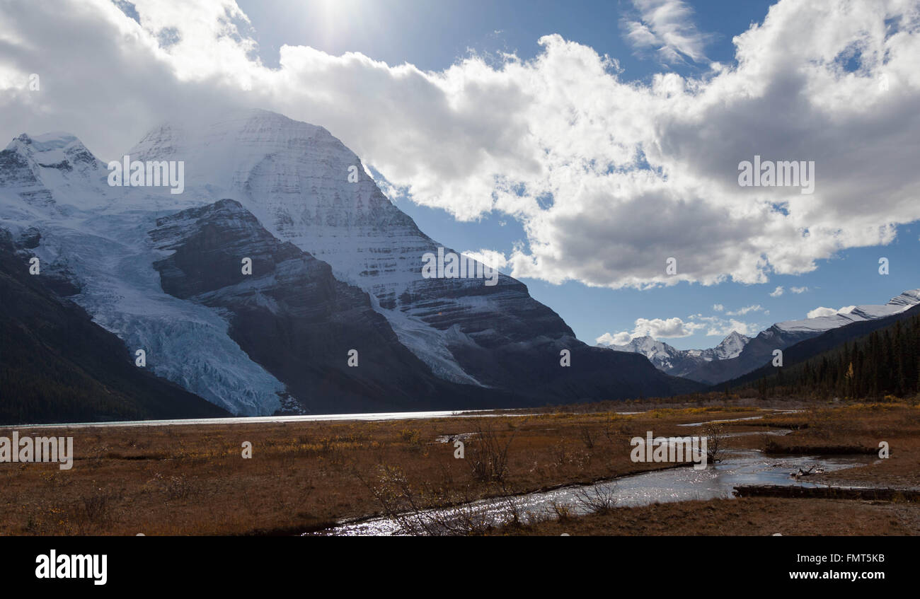 Lago di berg e ghiacciaio di berg immagini e fotografie stock ad alta ...