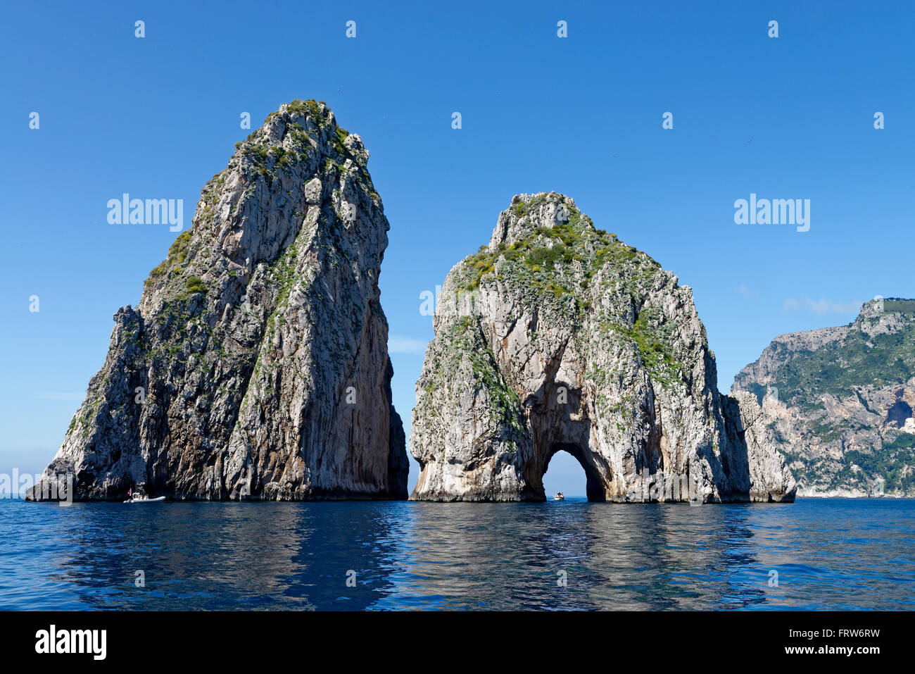 Arco dei faraglioni immagini e fotografie stock ad alta risoluzione - Alamy