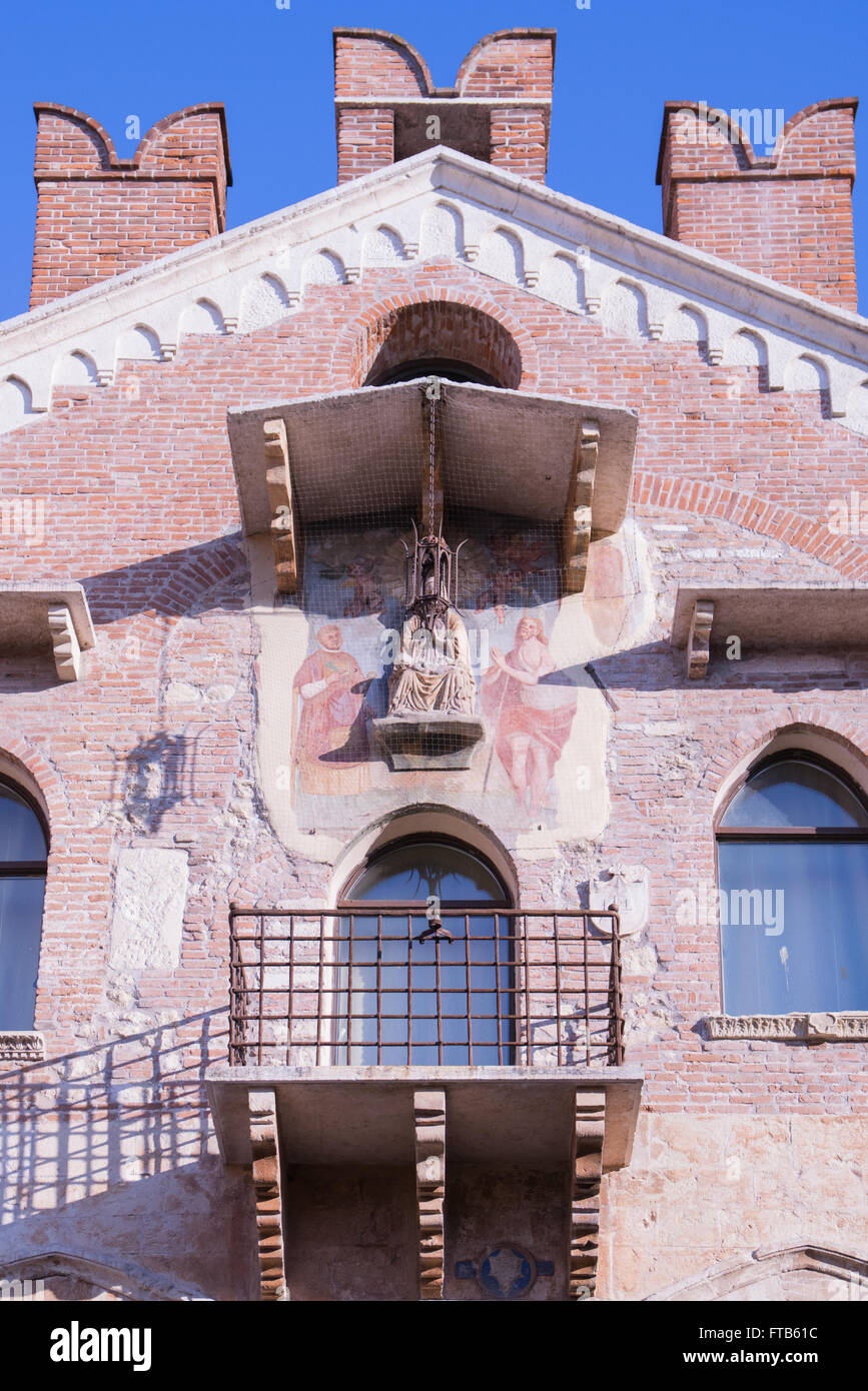 Centro storico di soave immagini e fotografie stock ad alta risoluzione ...