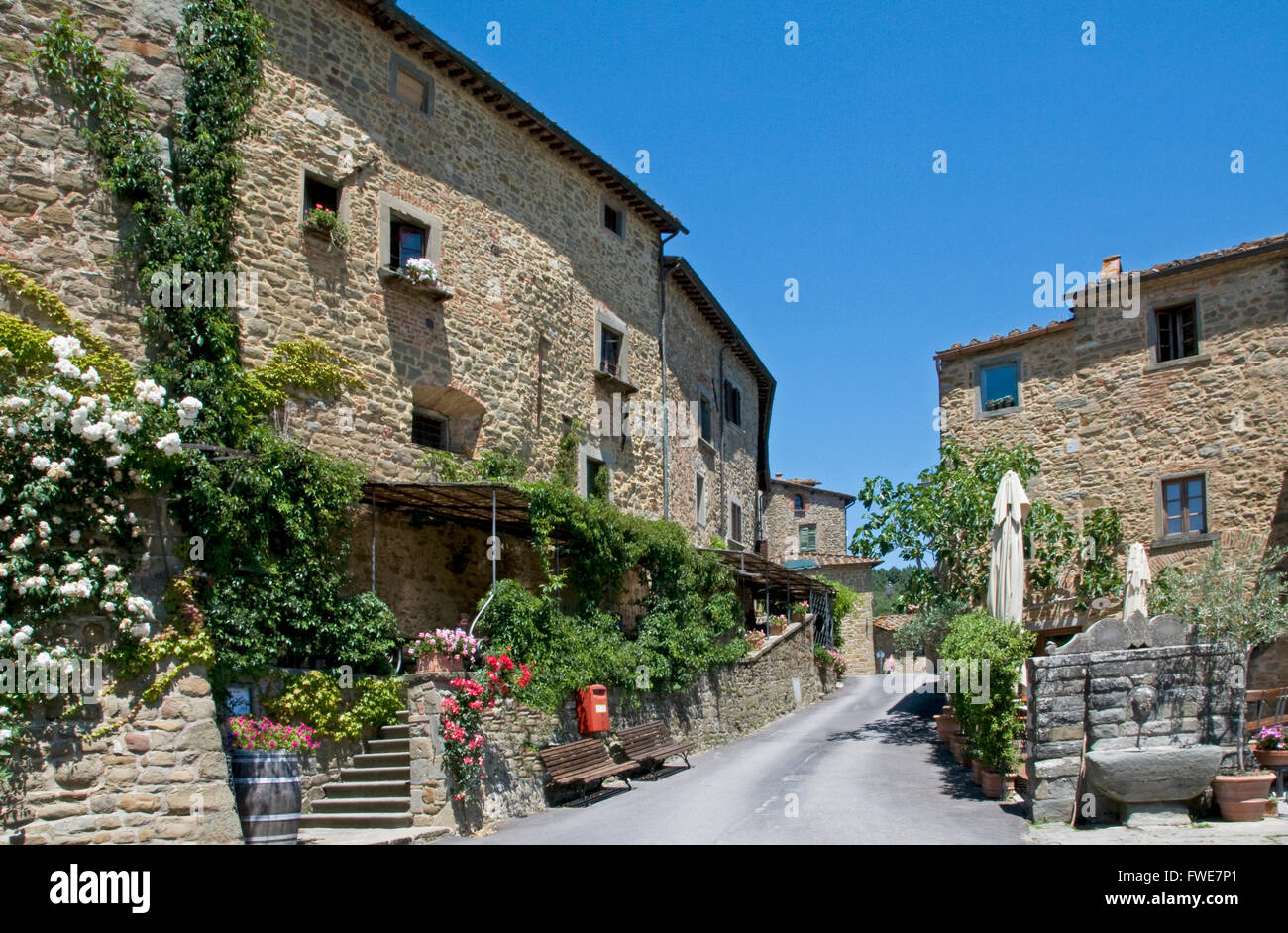 Volpaia in colline del Chianti Toscana Italia Foto stock - Alamy