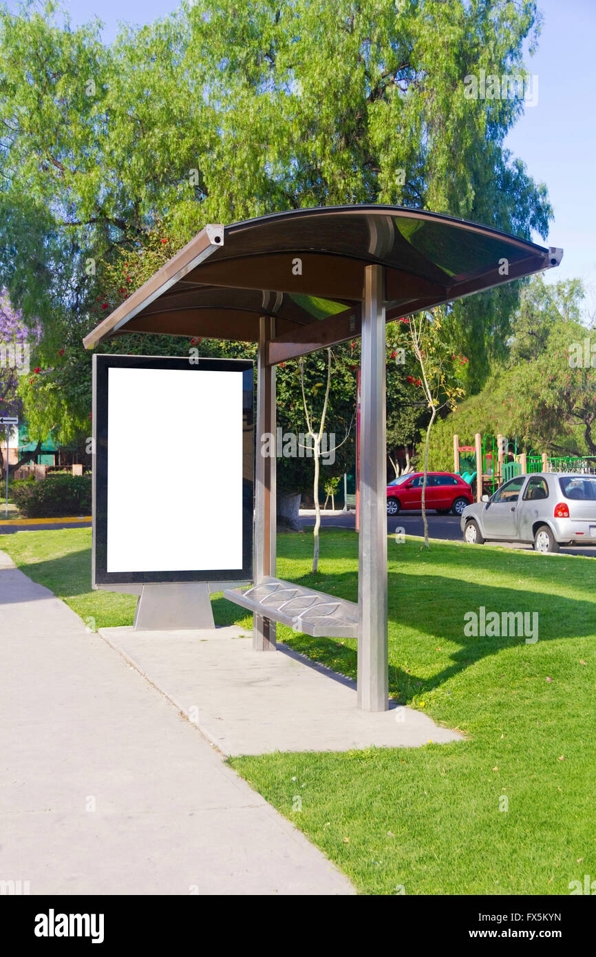 Roadside billboard immagini e fotografie stock ad alta risoluzione - Alamy