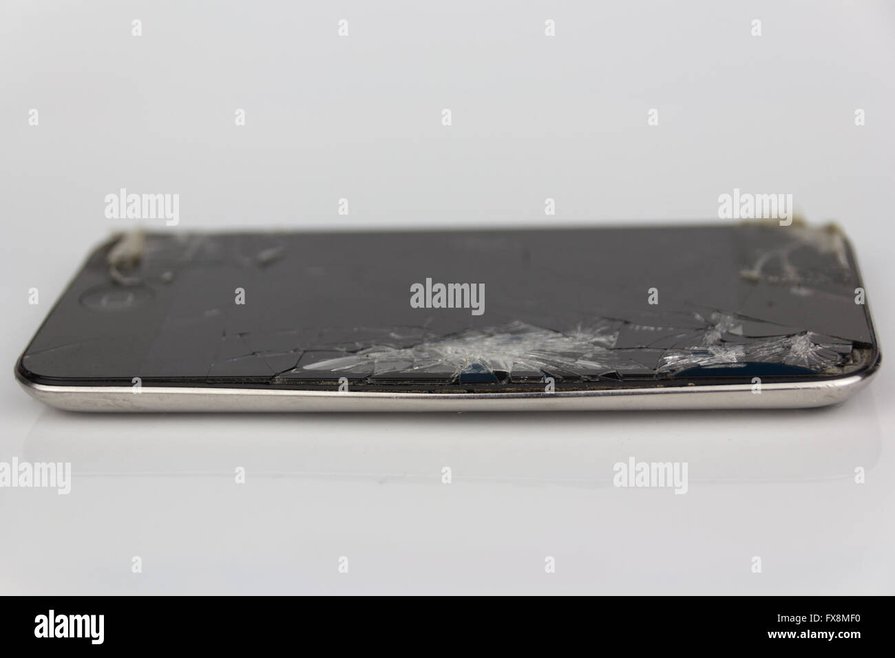 Schermo rotto sfondo immagini e fotografie stock ad alta risoluzione ...