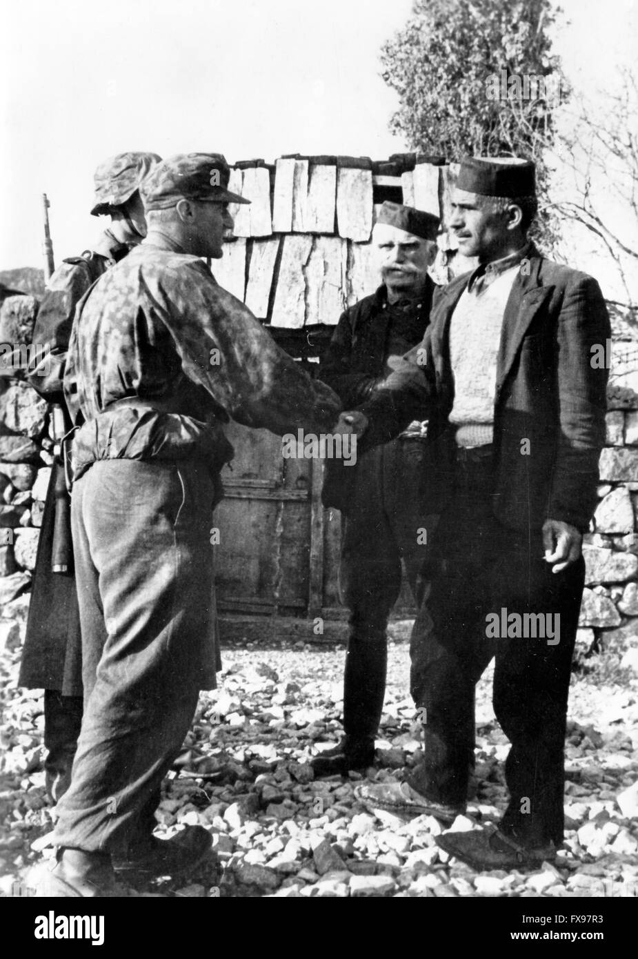 Uniforme delle waffen naziste immagini e fotografie stock ad alta ...