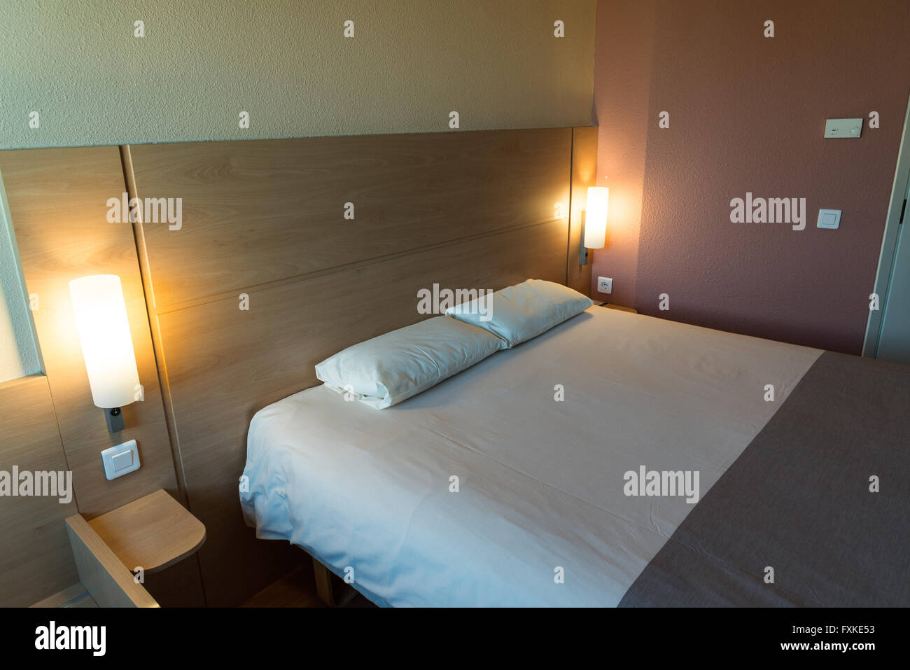 Luci della camera da letto immagini e fotografie stock ad alta ...