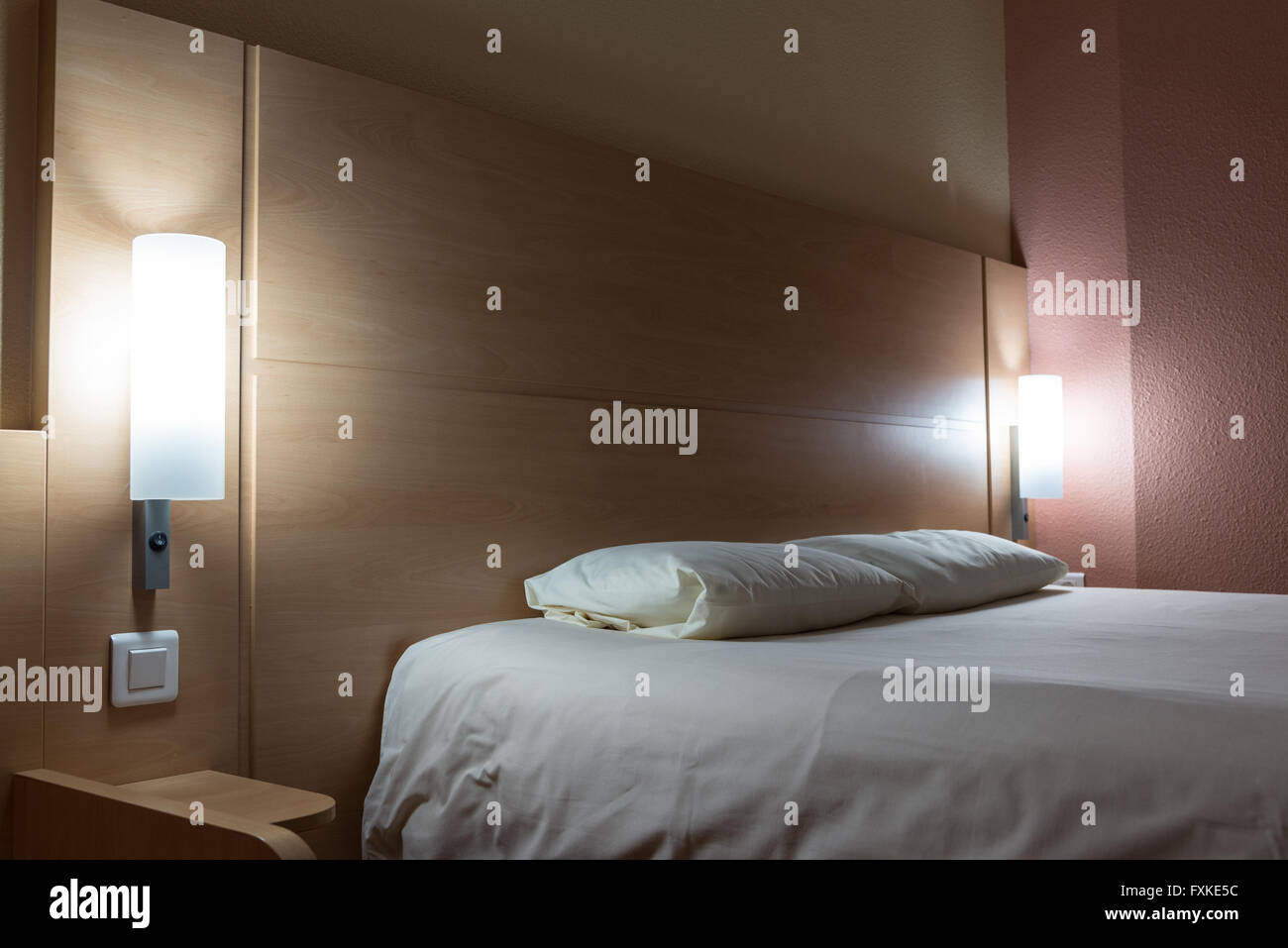 Luci della camera da letto immagini e fotografie stock ad alta ...