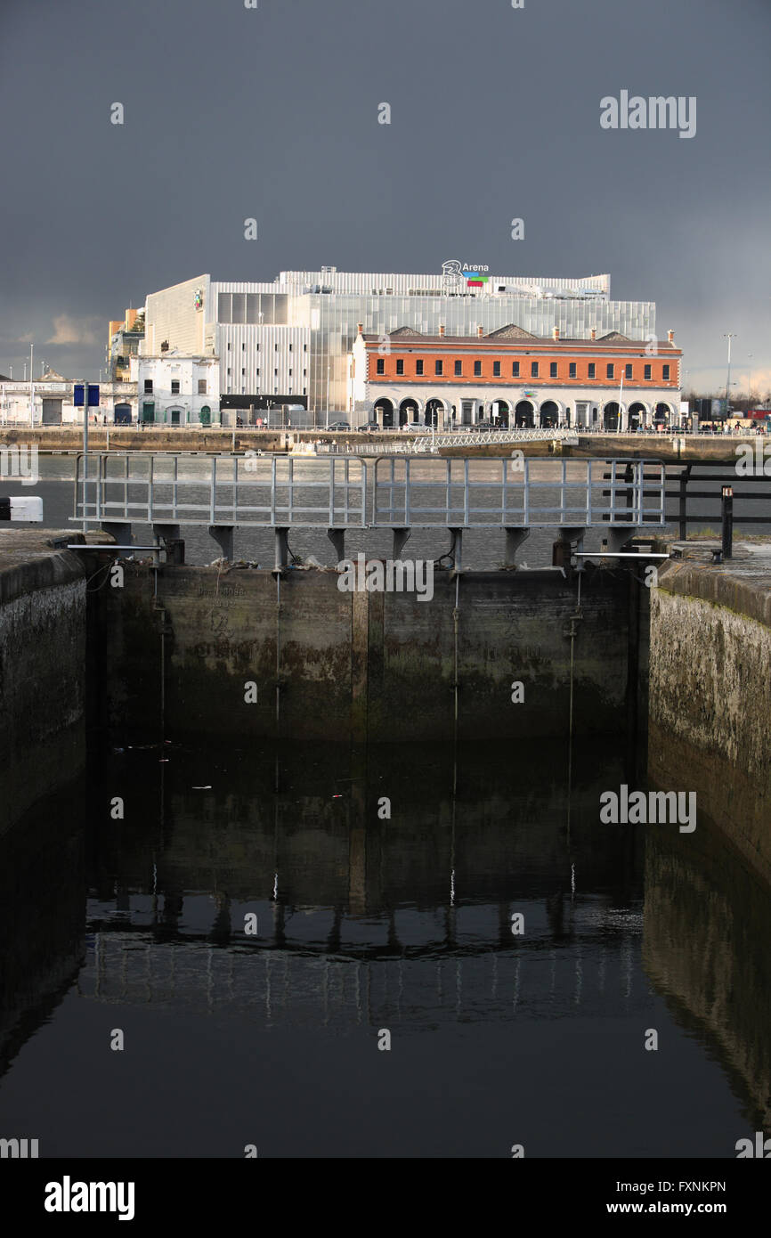 Arena di collegamento immagini e fotografie stock ad alta risoluzione ...