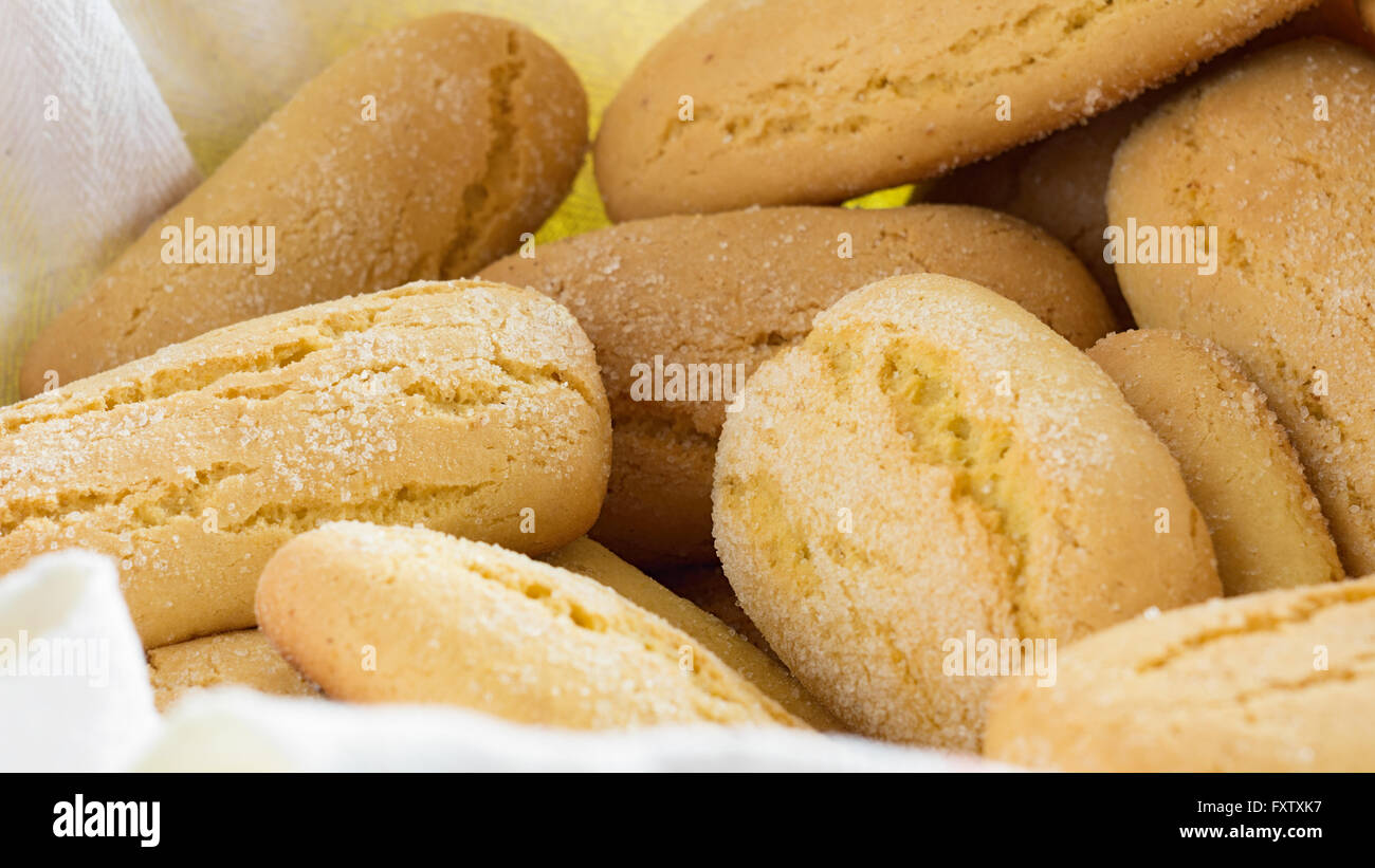 Biscotti italiani immagini e fotografie stock ad alta risoluzione - Alamy