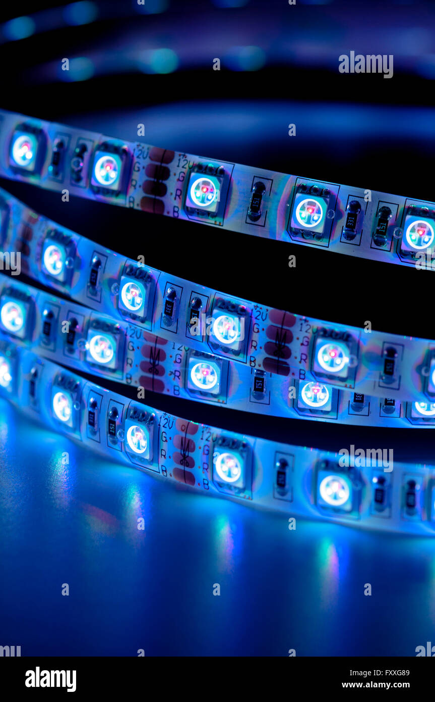 Diodo emettitore di luce blu immagini e fotografie stock ad alta ...