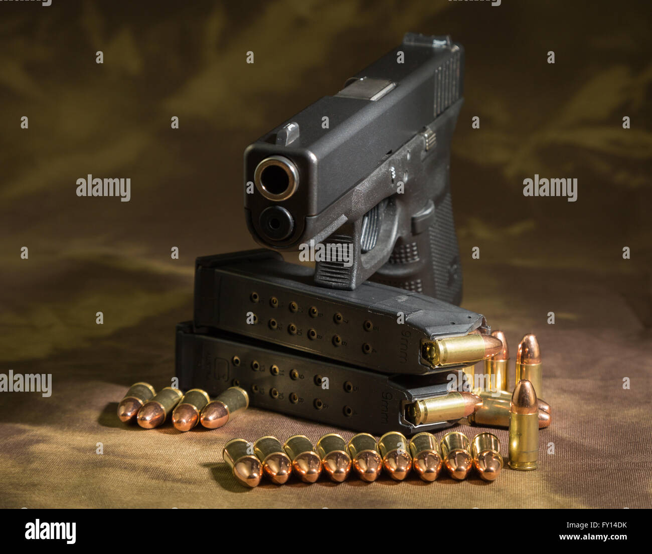 Pistola a mano pistola semiautomatica semiautomatica pistola ...