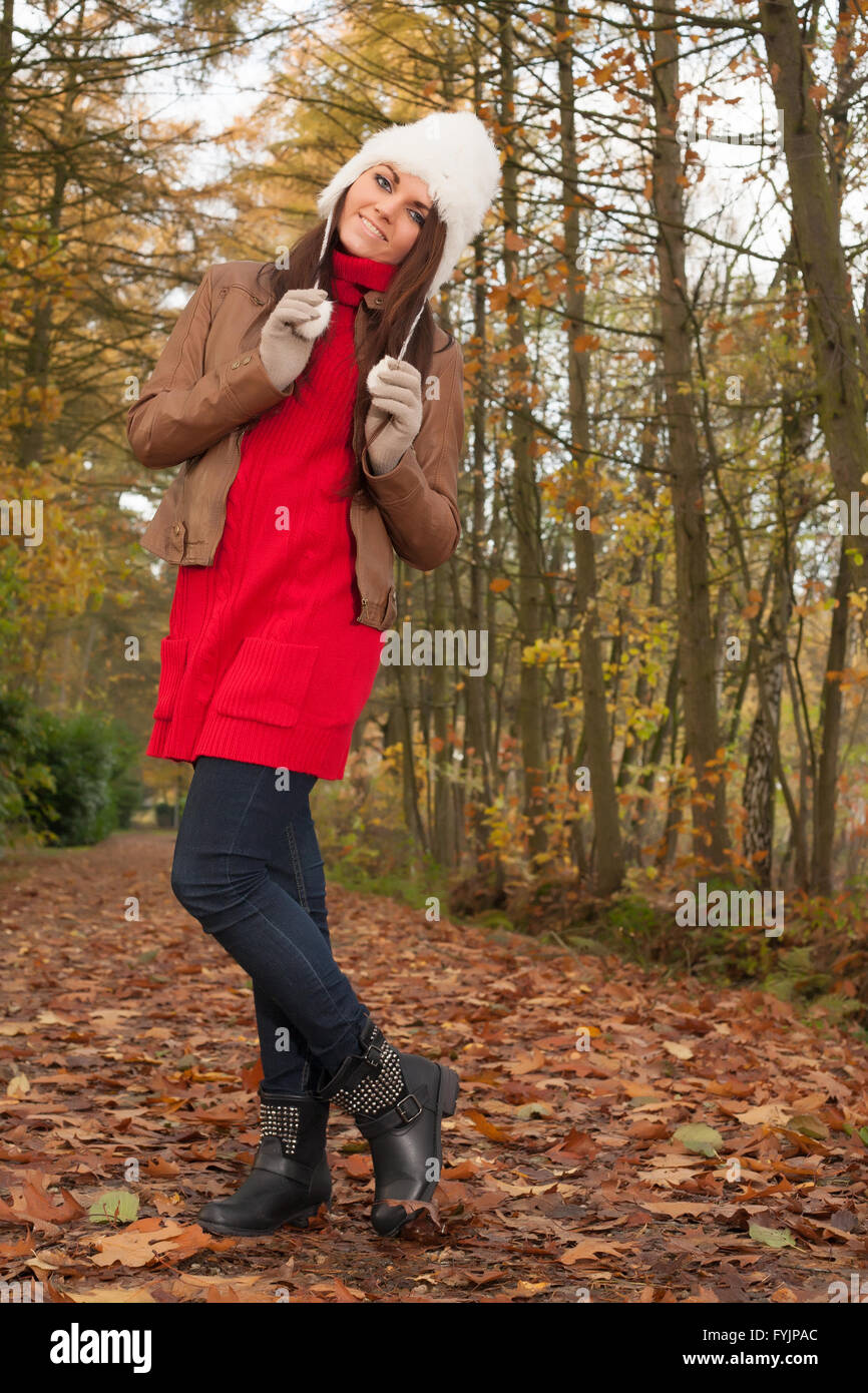 Ragazza fashion immagini e fotografie stock ad alta risoluzione - Alamy