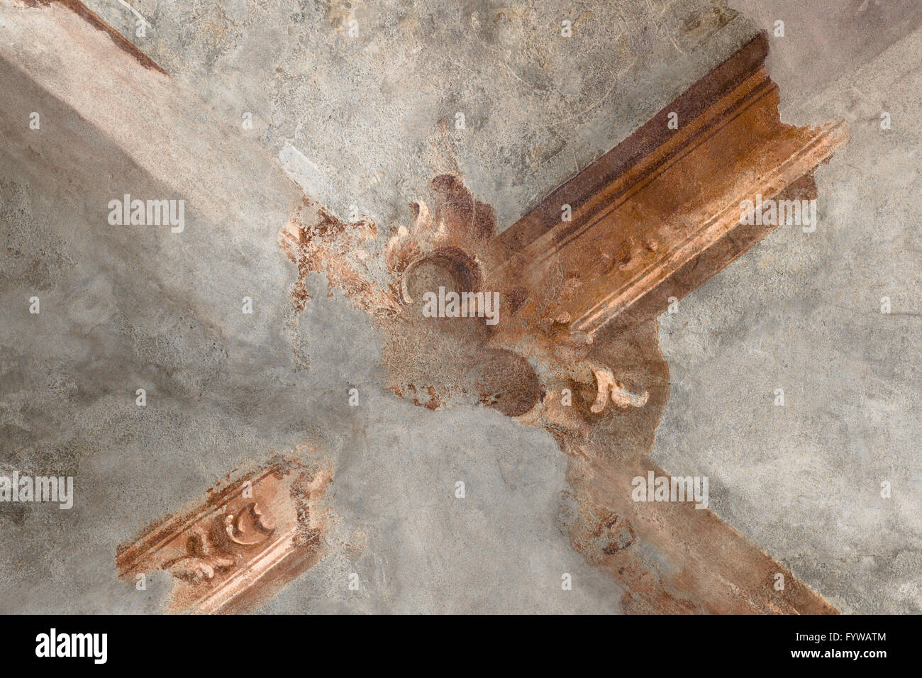 Affresco screpolato immagini e fotografie stock ad alta risoluzione - Alamy
