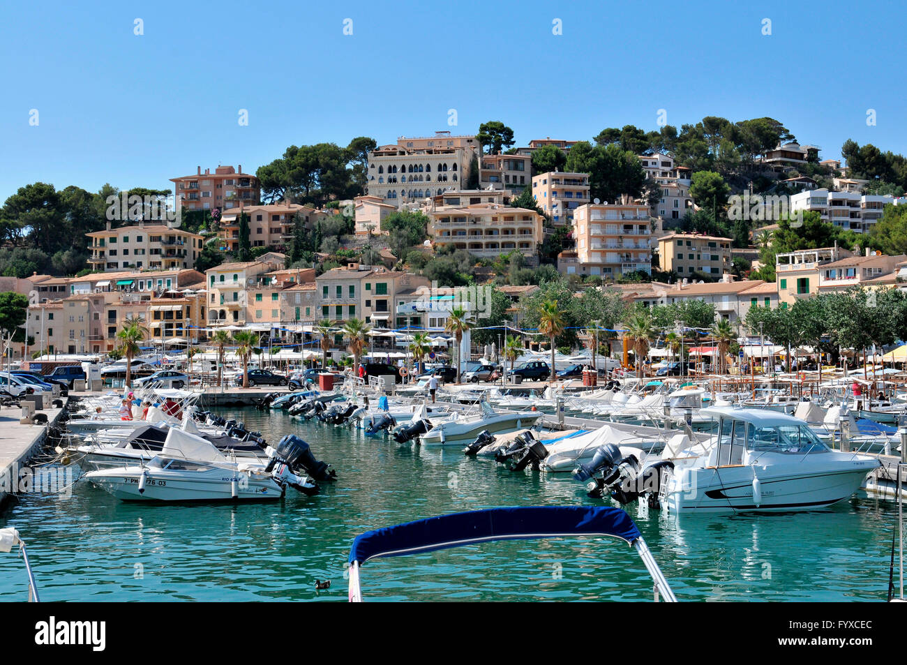 Al porto di soller immagini e fotografie stock ad alta risoluzione - Alamy