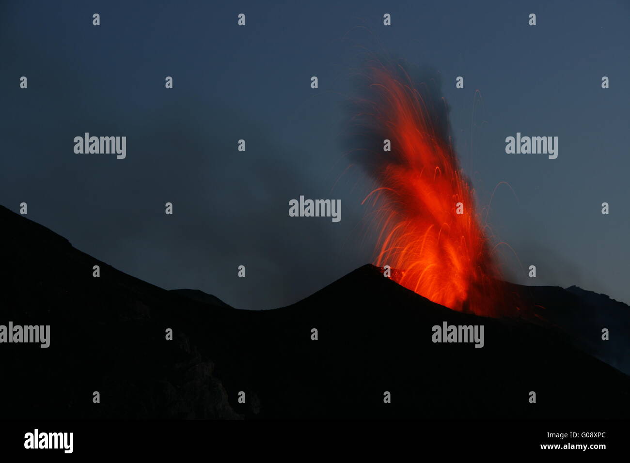 Vulcano attivo usa immagini e fotografie stock ad alta risoluzione - Alamy