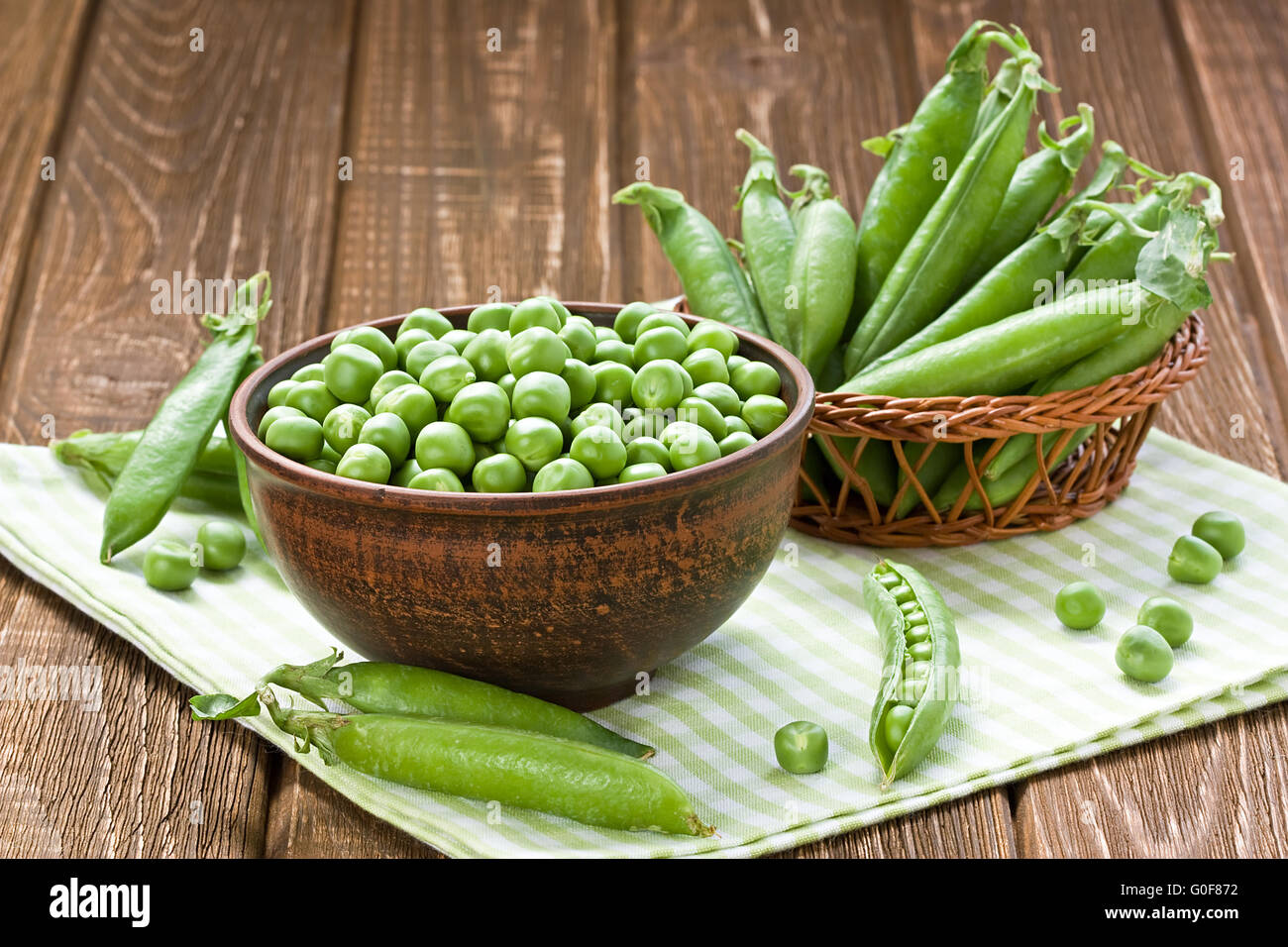 Cesto di piselli dolci immagini e fotografie stock ad alta risoluzione ...