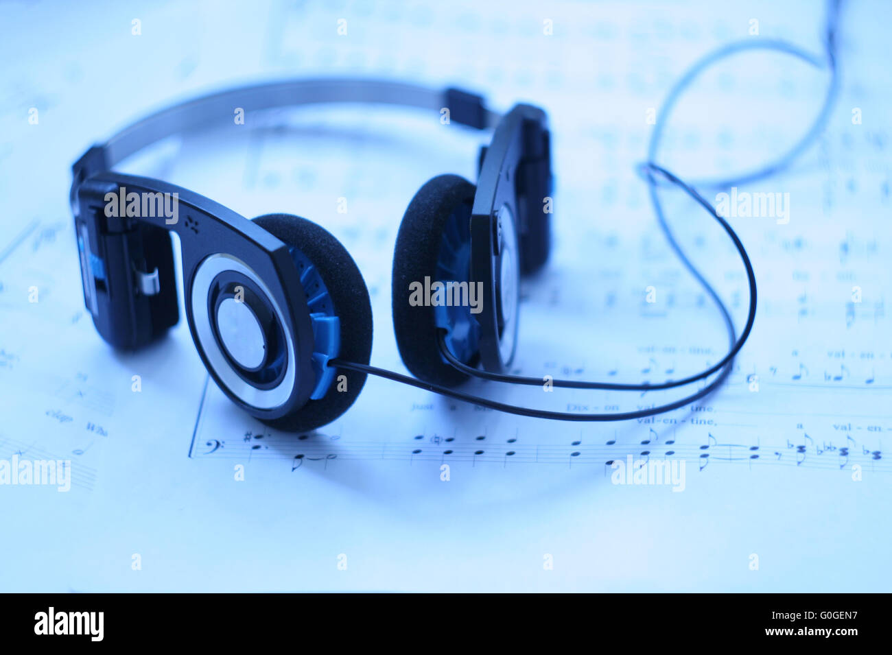 Musical notation immagini e fotografie stock ad alta risoluzione - Alamy