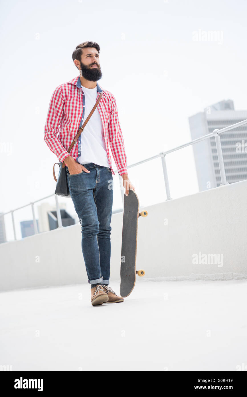 Hipster uomo immagini e fotografie stock ad alta risoluzione - Alamy