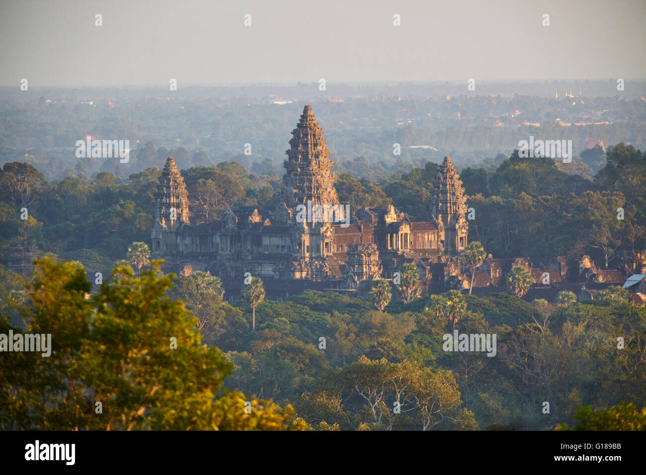 Angkor wat aerial immagini e fotografie stock ad alta risoluzione - Alamy