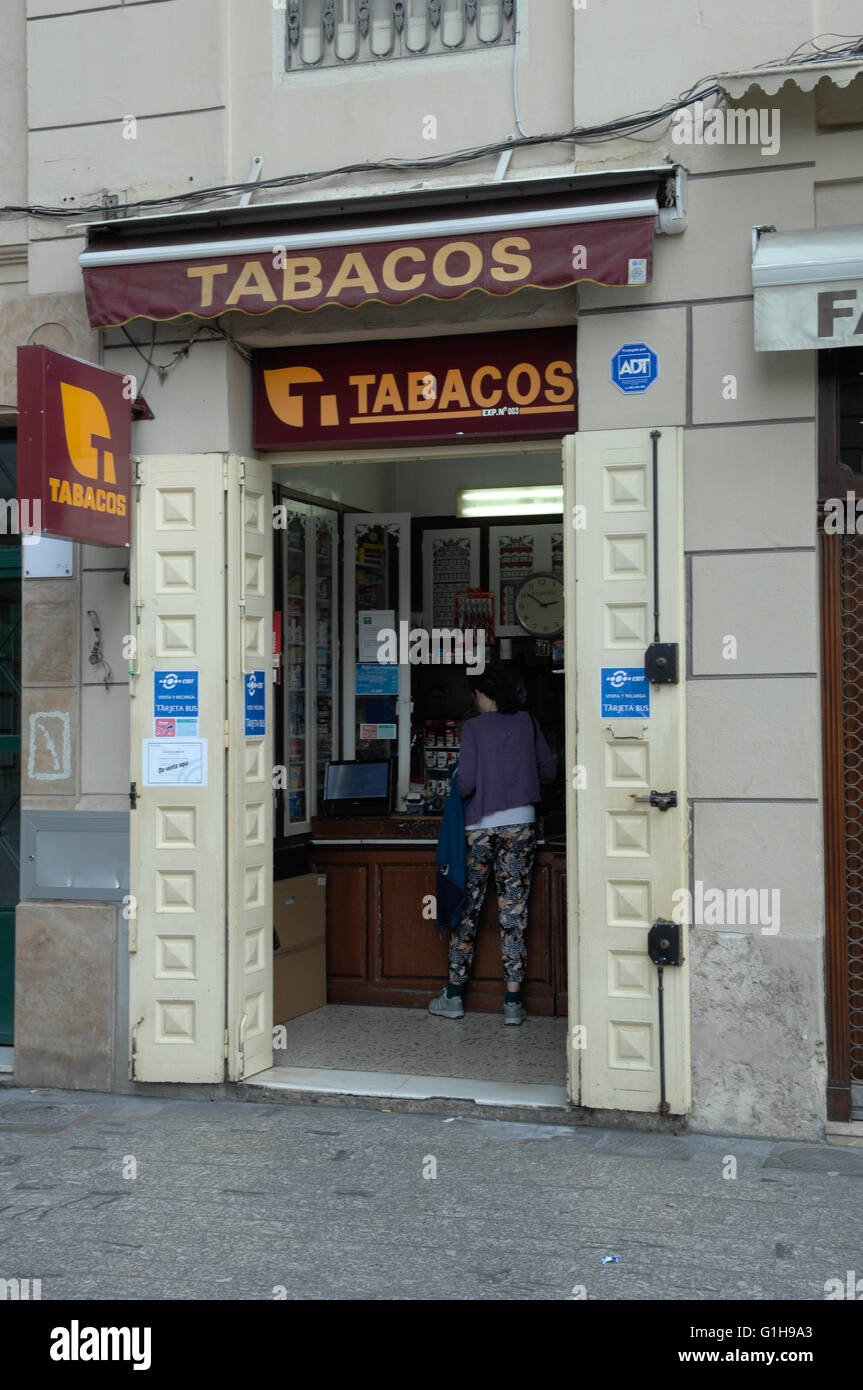 Tabacos shop store spain immagini e fotografie stock ad alta ...