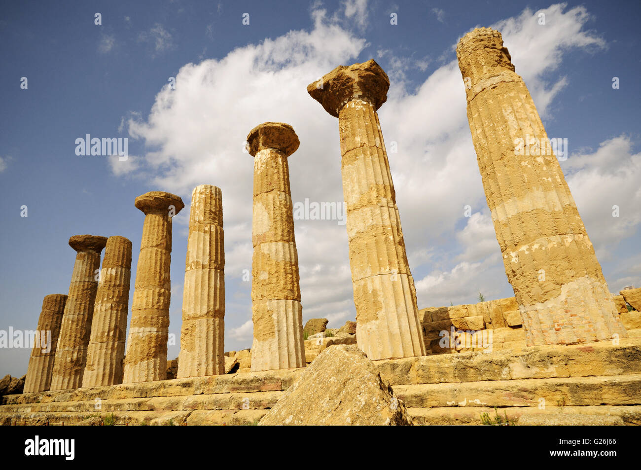 Colonne del tempio immagini e fotografie stock ad alta risoluzione - Alamy