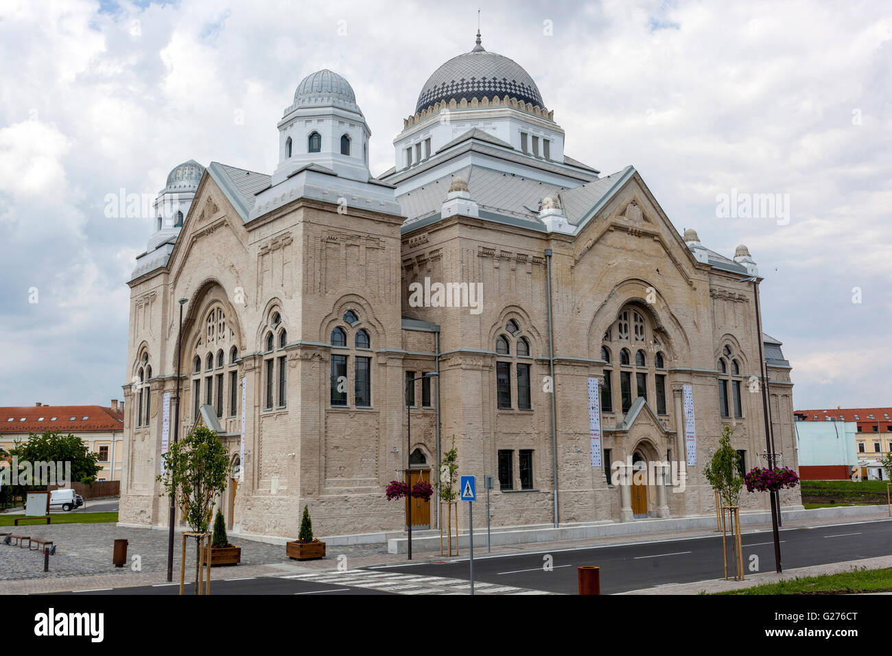 Lucenec sinagoga immagini e fotografie stock ad alta risoluzione - Alamy