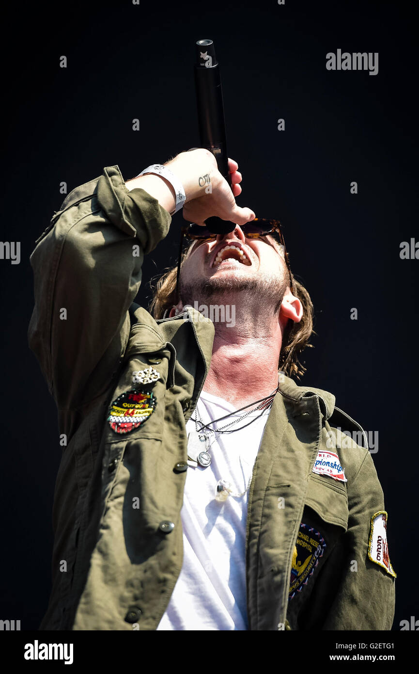 Onerepublic lead singer ryan tedder immagini e fotografie stock ad alta risoluzione - Alamy