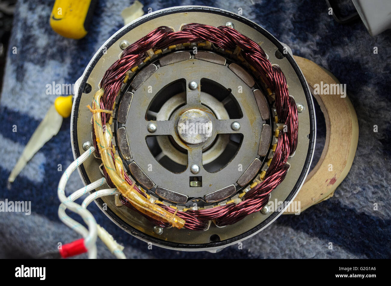 Le bobine elettromagnetiche all'interno di una turbina eolica ...