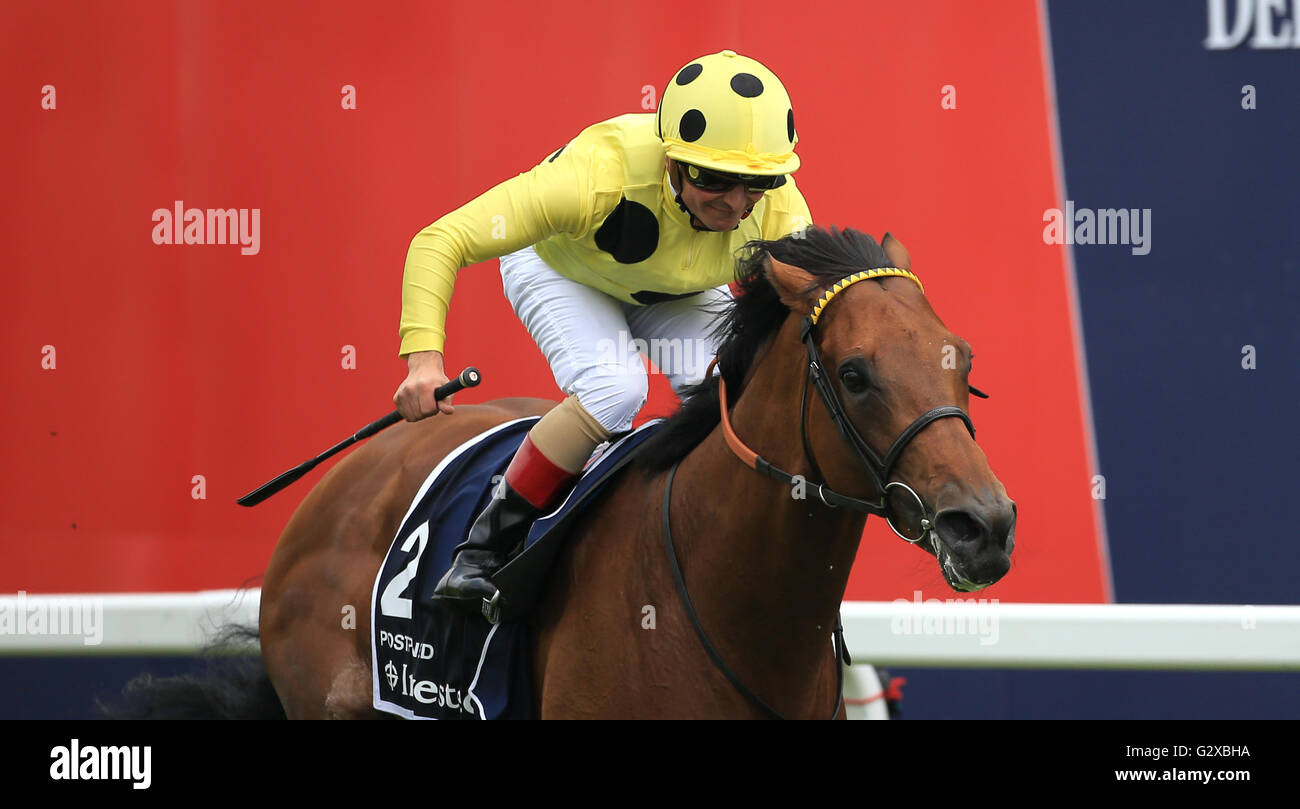 Andrea atzeni vince la coppa dell'incoronazione della regina elisabetta ...