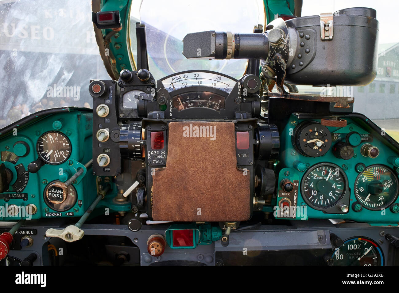 Cockpit switches immagini e fotografie stock ad alta risoluzione - Alamy