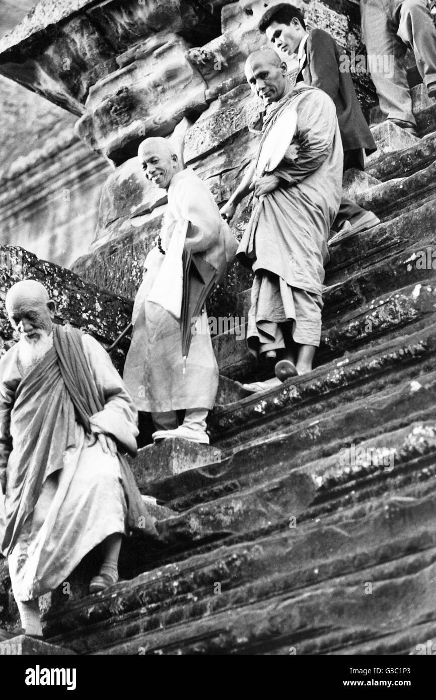 Abito di sacerdoti buddisti immagini e fotografie stock ad alta ...
