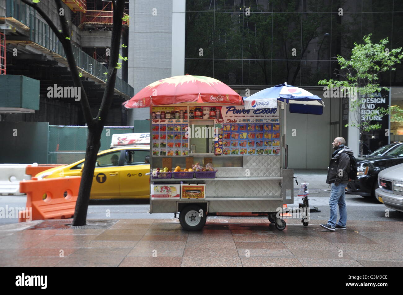 New york food kiosk immagini e fotografie stock ad alta risoluzione - Alamy
