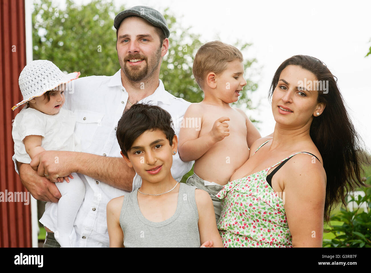 Padre madre figli figlie figlio figlia immagini e fotografie stock ad ...
