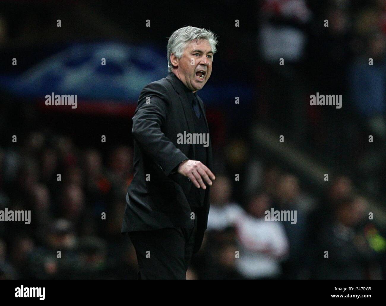 Chelea manager carlo ancelotti in touchline immagini e fotografie stock ...