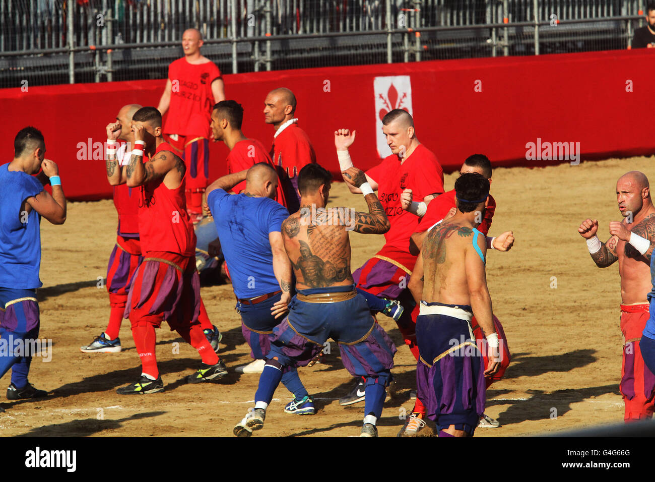 Il Calcio Storico Fiorentino,Firenze,gioco storico di calcio fiorentino ...