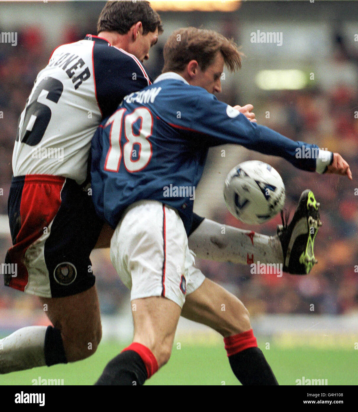 Willie falconer immagini e fotografie stock ad alta risoluzione - Alamy