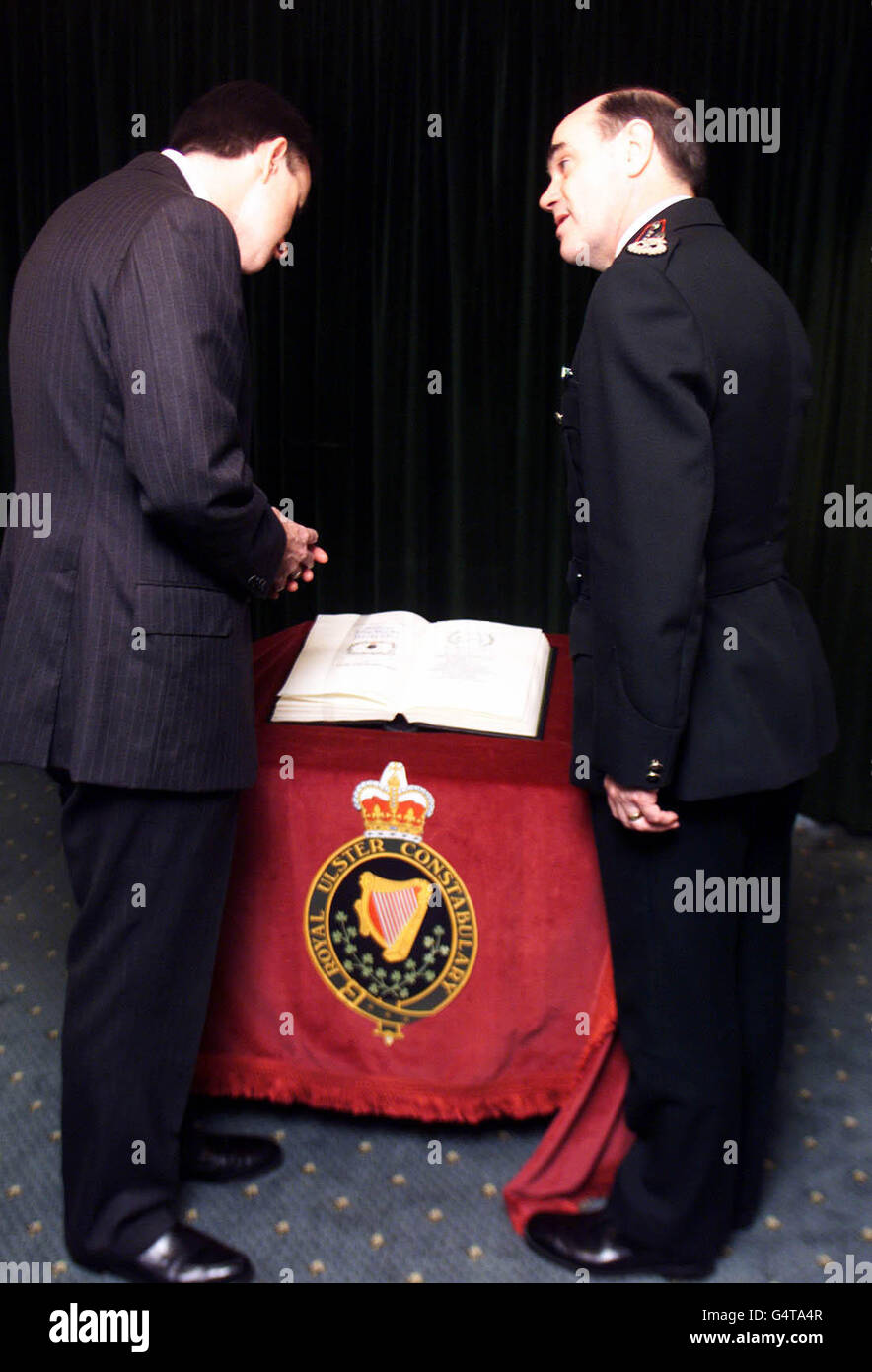 Royal ulster ruc george cross immagini e fotografie stock ad alta ...