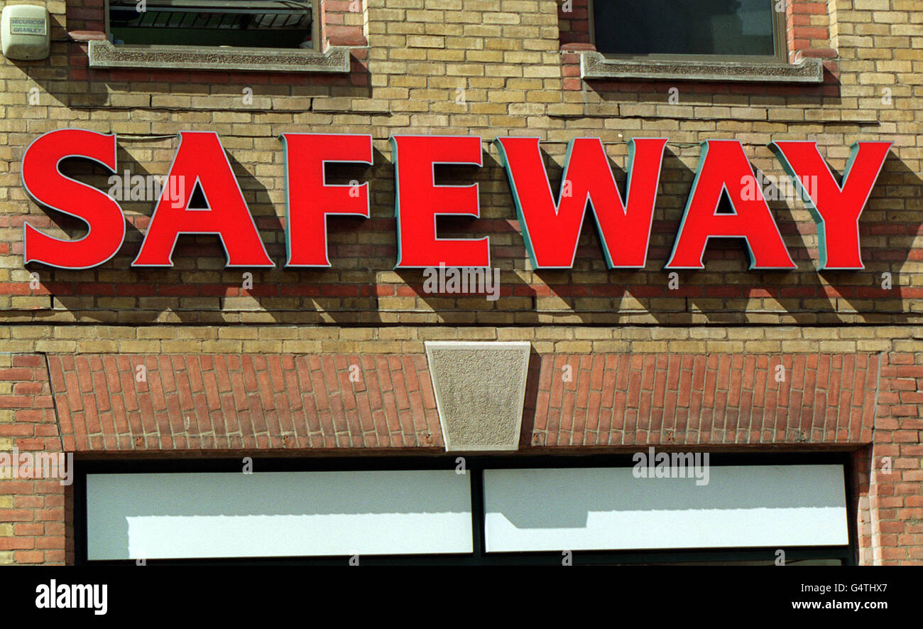 The safeway supermarket sign immagini e fotografie stock ad alta ...