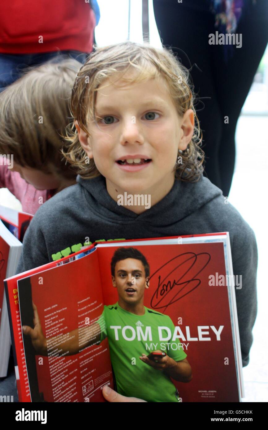 Medaglia di bronzo di tom daley immagini e fotografie stock ad alta ...